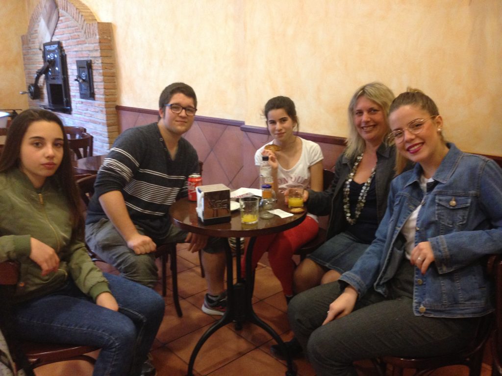 Disfrutar aprendiendo inglés - Amanda Loveday - Language services