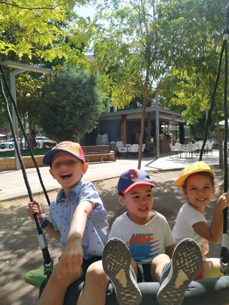 Campus para peques "Summer Fun" en Monzón - julio 2022 - Amanda Loveday ...